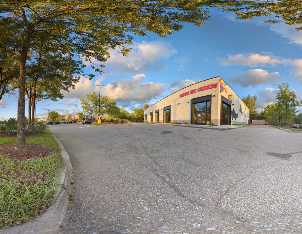 Burlington, VT - Dorset St. - Dave's Hot Chicken